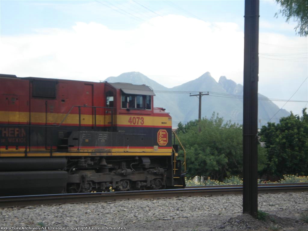 KCSM 4073 and the "Cerro de la Silla"